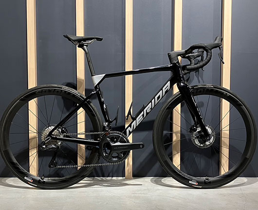 商品・サービス - THE BASE - 人生を楽しむための自転車基地